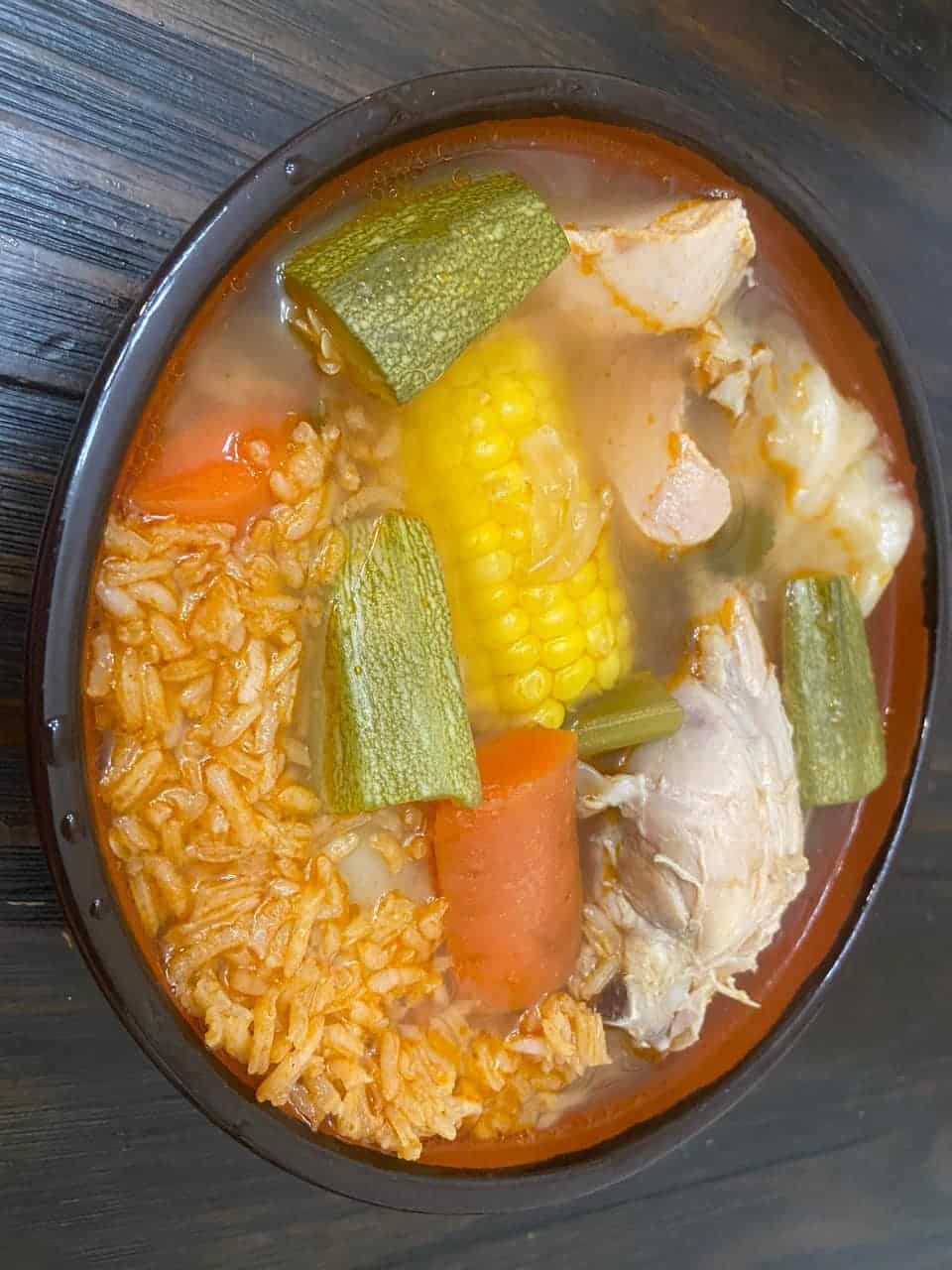 Caldo De Pollo (Mexican Chicken Soup) - Easy Family Recipes