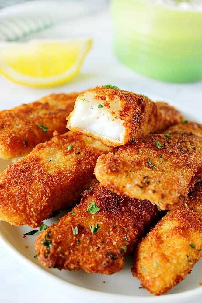 Crispy fish sticks Recipe - Easy Family Recipes