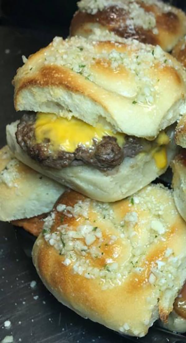 Cheeseburger Garlic Knot Slider - Simple and So Delicious! - Easy ...