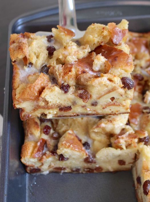 Cinnamon Raisin Bread Pudding - Nine Recipes