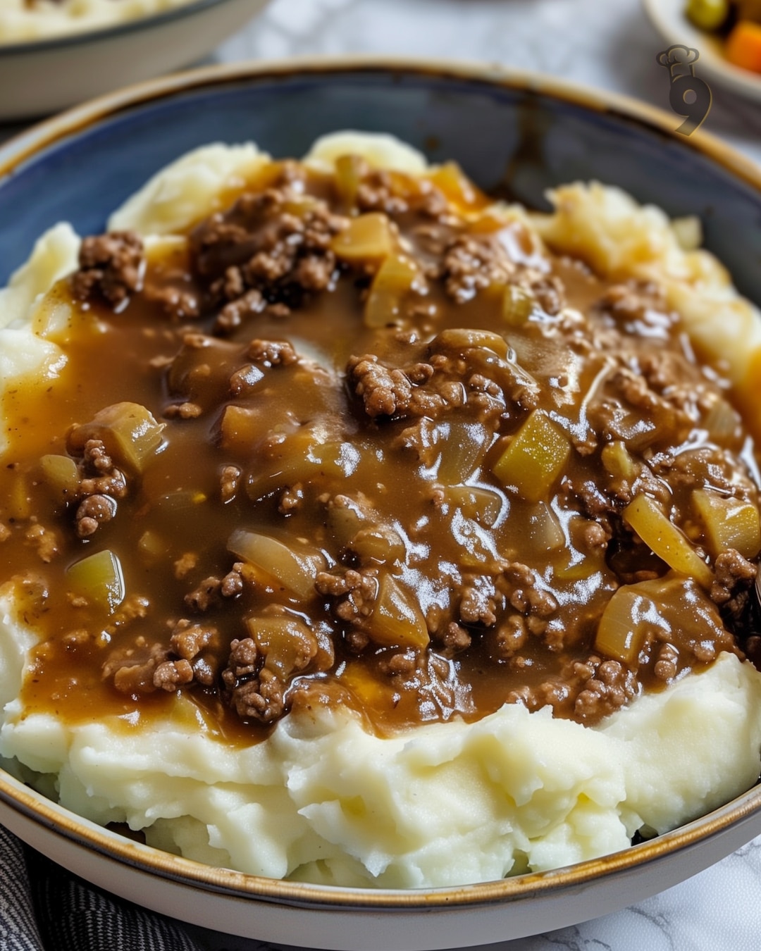 Ground Beef and Gravy Over Mashed Potatoes - Easy Family Recipes
